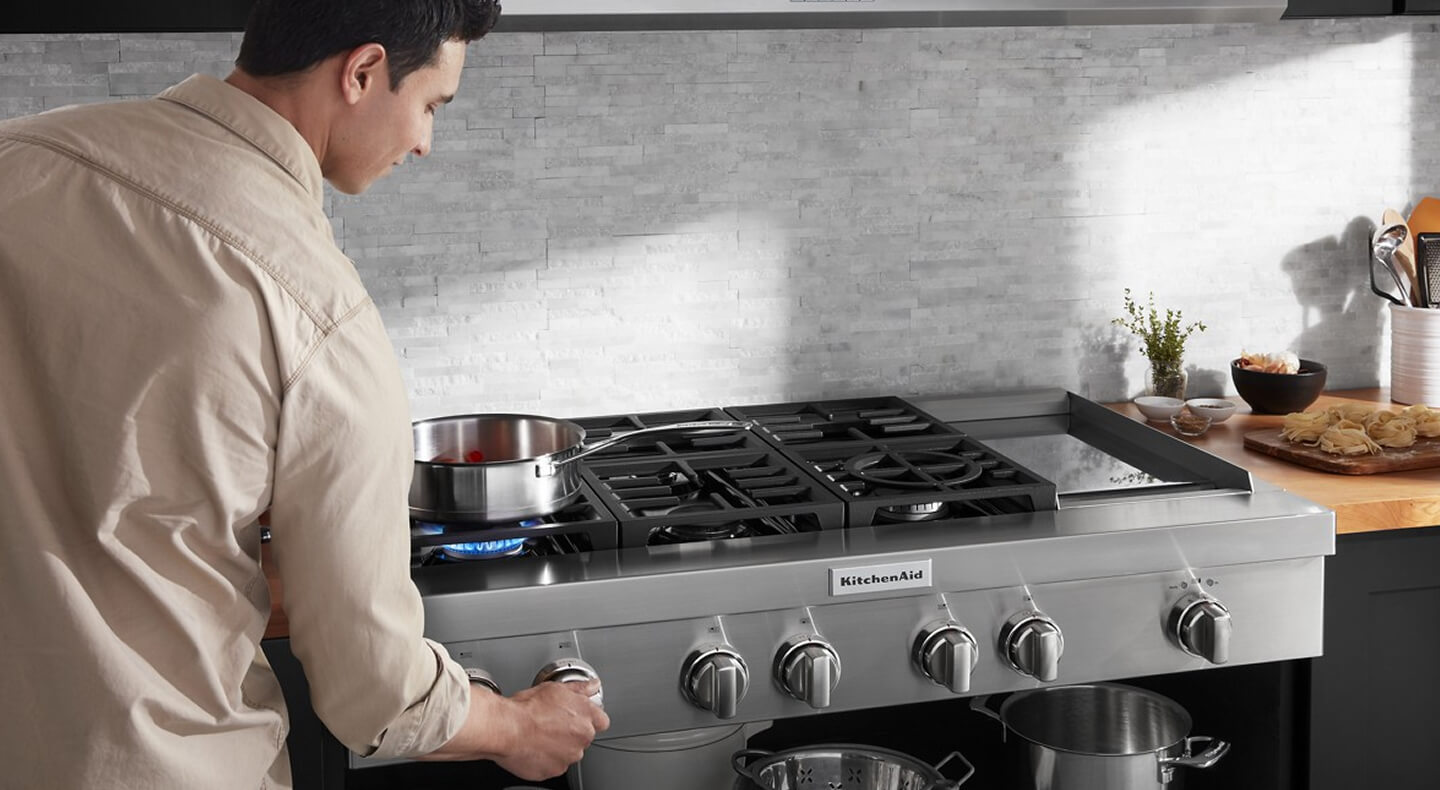 Cooktop vs. Rangetop: What’s the Difference? | KitchenAid