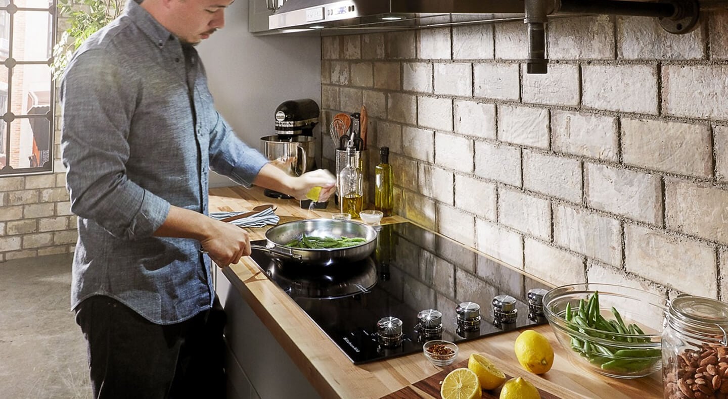 Cooktop vs. Rangetop: What’s the Difference? | KitchenAid