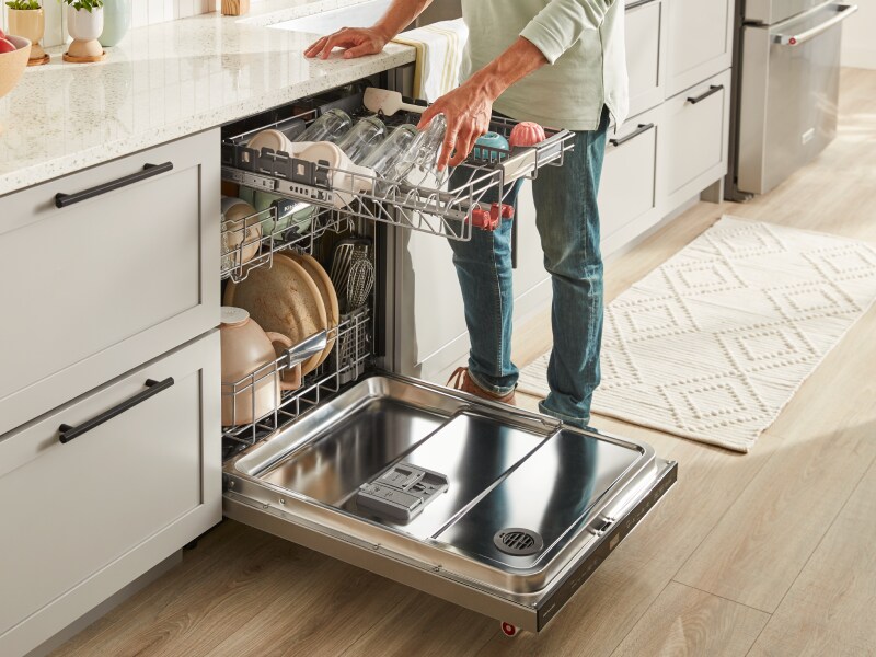 Top Reasons to Buy a High-End Dishwasher | KitchenAid