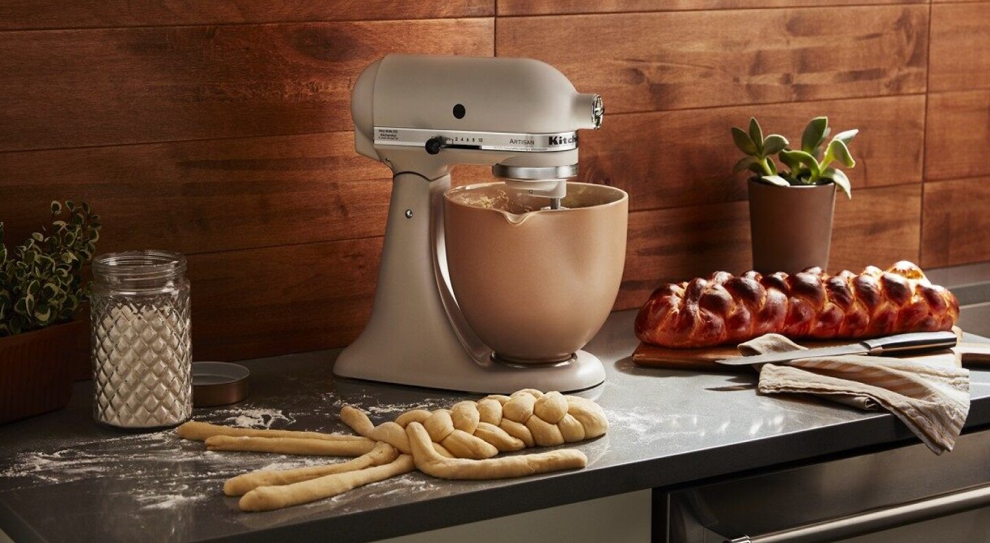 What is Autolyse? A Baker's Guide | KitchenAid