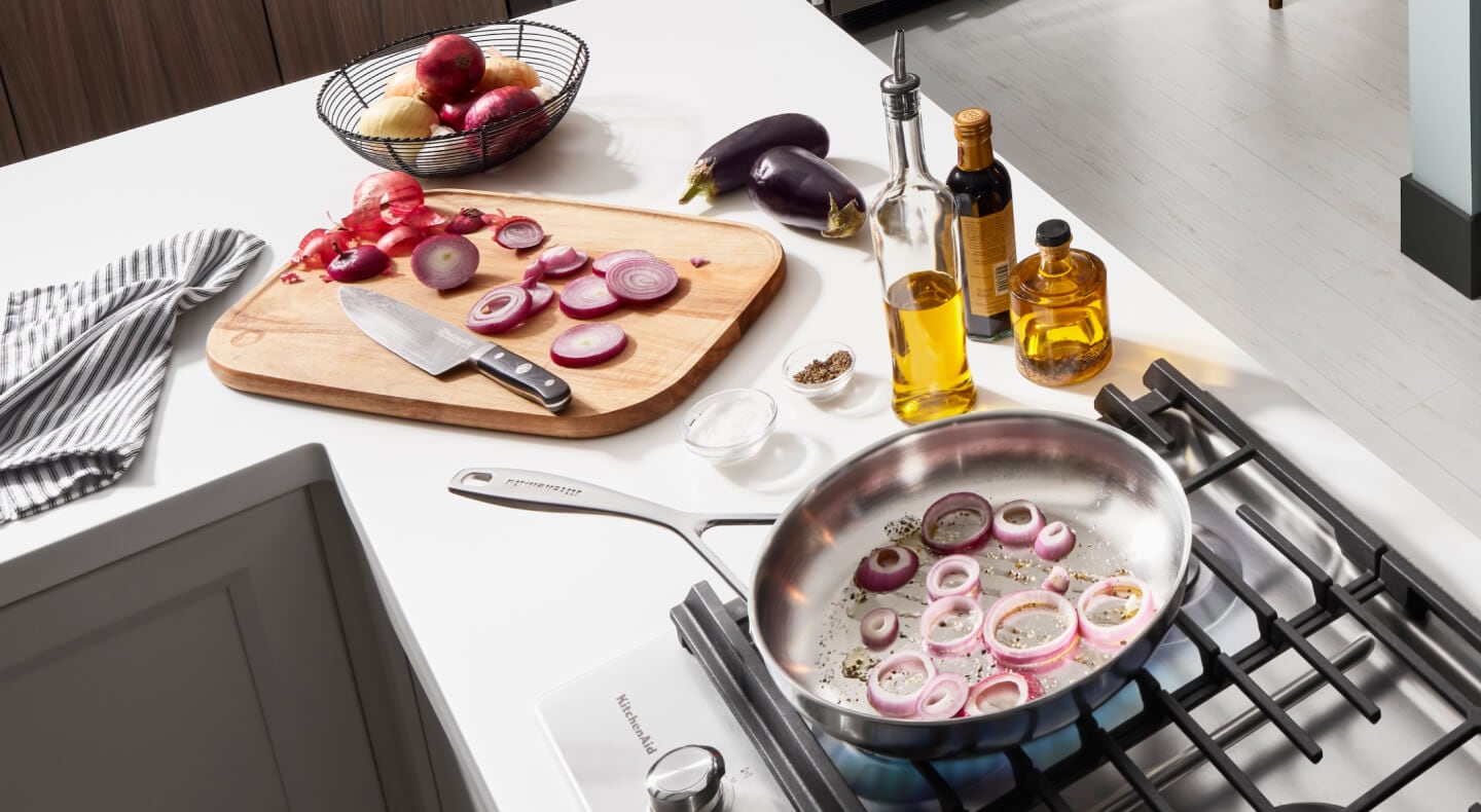 What is Sauteing? | KitchenAid