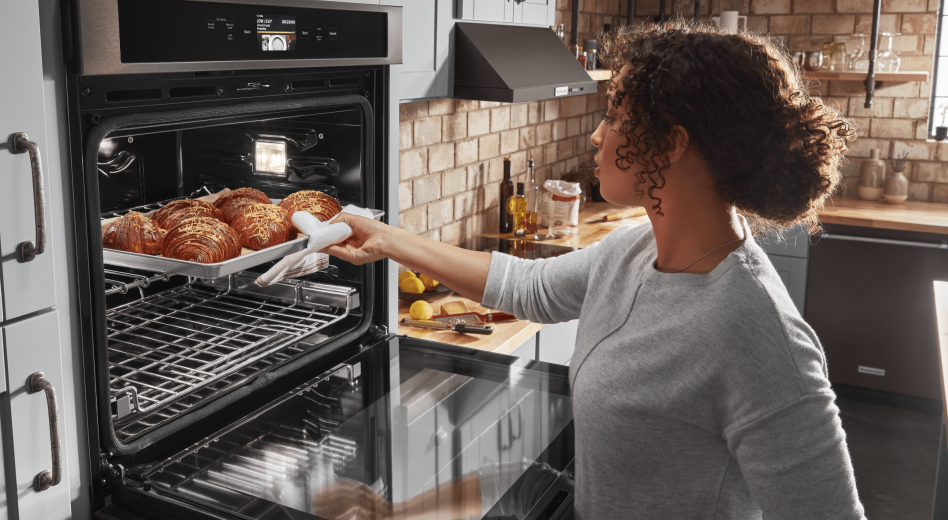 What Is the Difference Between Bake vs. Broil vs. Roast? | KitchenAid