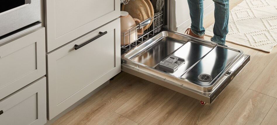 How to Clean a Dishwasher in 5 Steps | KitchenAid