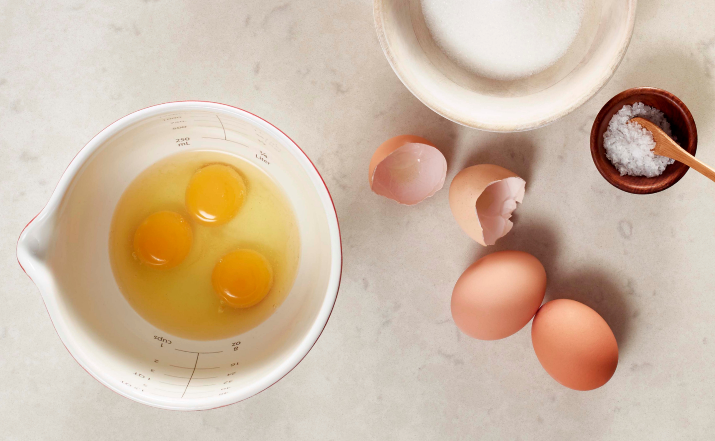 How to Poach an Egg: Recipe & Tips | KitchenAid