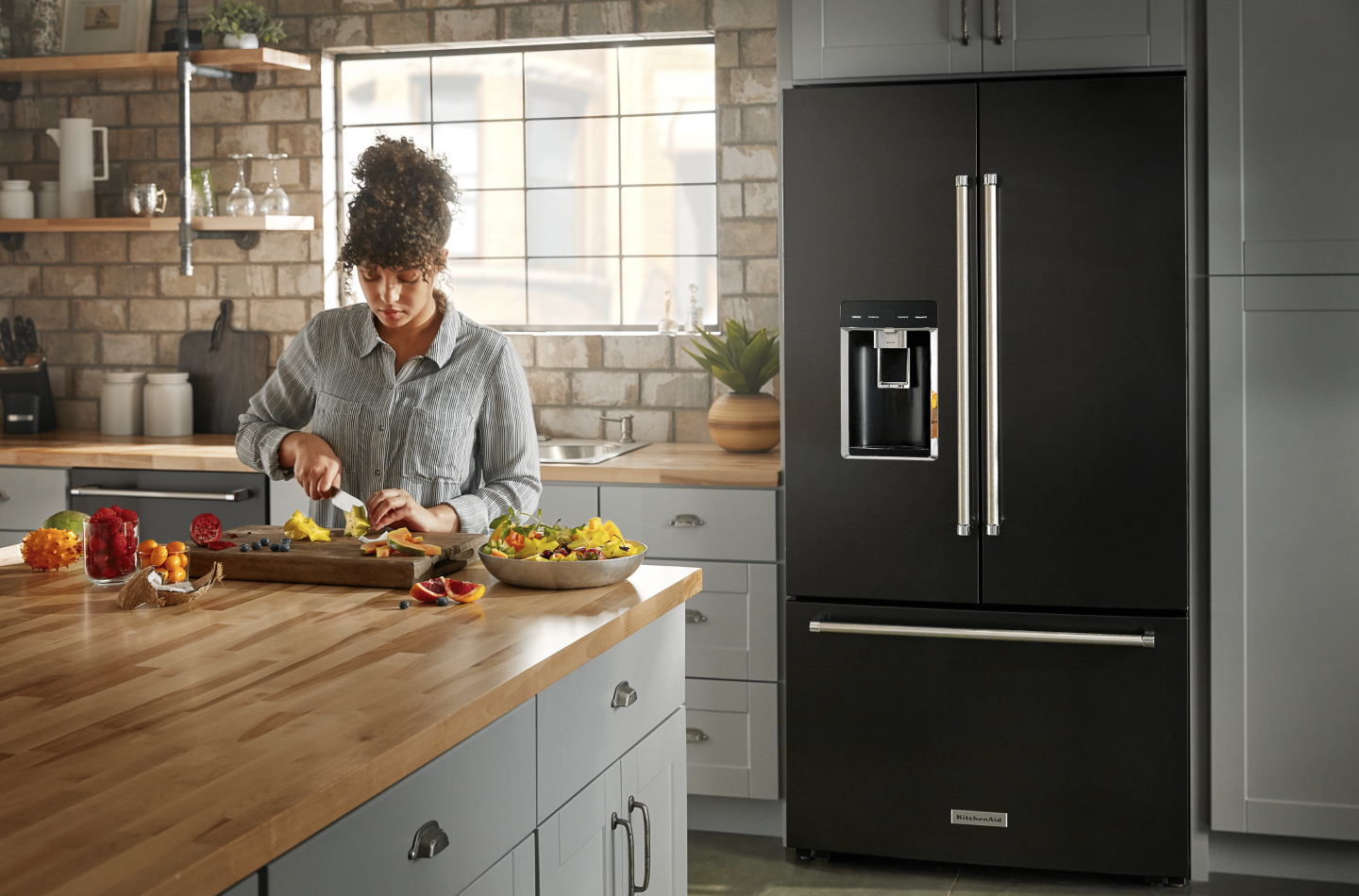 Fridge Features: A Maker’s Guide to New Refrigerators | KitchenAid