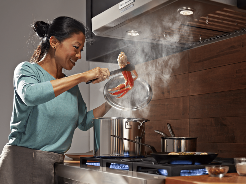 What’s the Right Range Hood Height Above a Stove? | KitchenAid