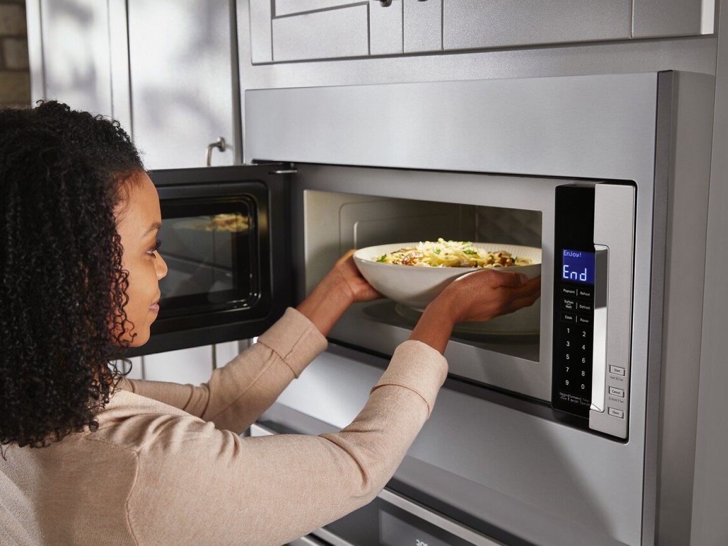 How to Troubleshoot a Non-Heating Microwave | KitchenAid