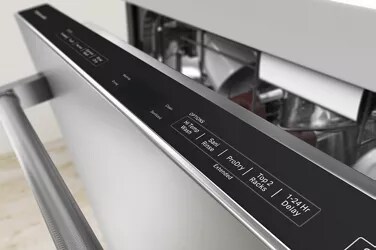 44 dBA Dishwasher with FreeFlex™ Third Rack and LED Interior Lighting ...