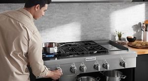 Cooktop vs. Rangetop: What’s the Difference? | KitchenAid