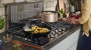 Guide to Cleaning Stainless Steel Cooktops | KitchenAid