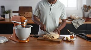 What Are Quick Breads and How Do You Make Them? | KitchenAid