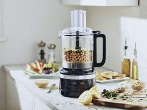 how to make hummus with kitchenaid mixer
