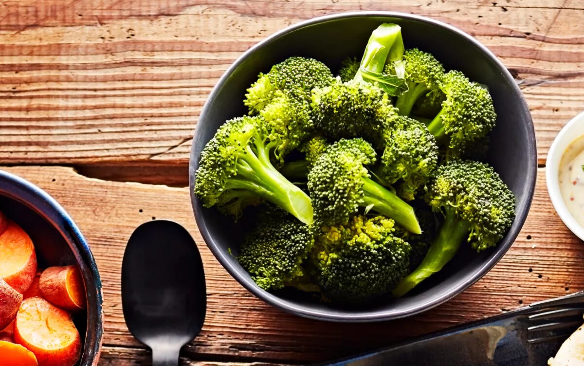 how to boil broccoli in microwave