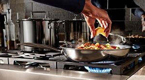 What is Sauteing? | KitchenAid