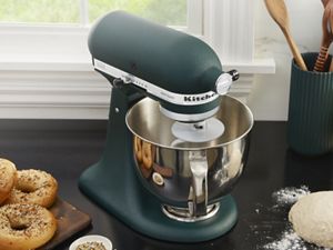 Classic™ vs. Artisan®: Stand Mixer Differences | KitchenAid