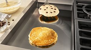 How to Clean a Griddle in 9 Steps | KitchenAid