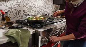 What Is Simmering? Tips and Techniques | KitchenAid